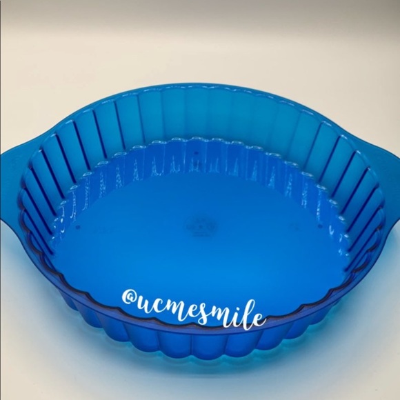 Tupperware | Kitchen | Tupperware Micro Plus Flat Baking Cake Pie Mold ...